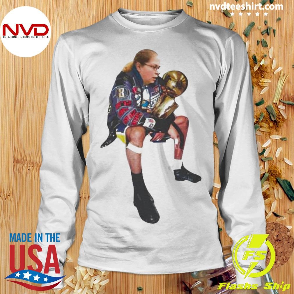 Gail Lewis Hug Trophy Champ Shirt - NVDTeeshirt